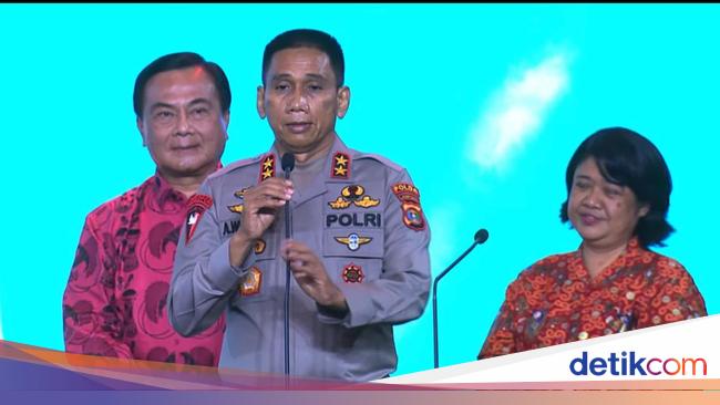 Irjen Akhmad Wiyagus Dedikasikan Hoegeng Awards untuk Masyarakat