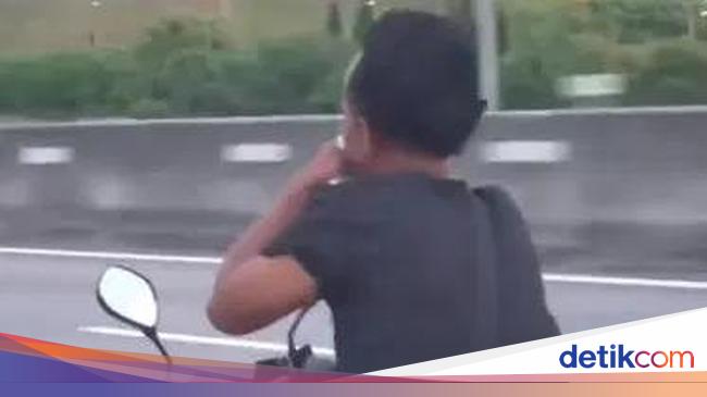 Viral Pemotor Diduga 'Ngelem' sambil Berkendara di Tol, Kini Diburu Polisi Viral Pemotor Diduga 'Ngelem' sambil Berkendara di Tol, Kini Diburu Polisi