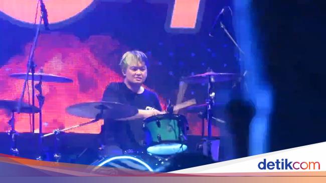 Anaknya Satu Panggung Bareng Sheila on 7, Thomas Ramdhan: Lancar Jaya!