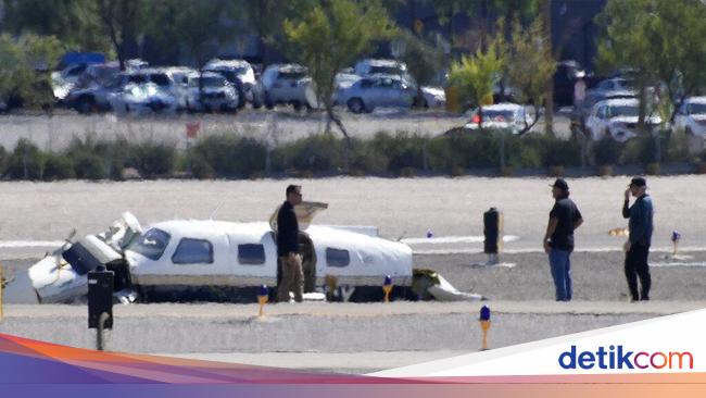 4 Orang Tewas Akibat 2 Pesawat Tabrakan di Amerika