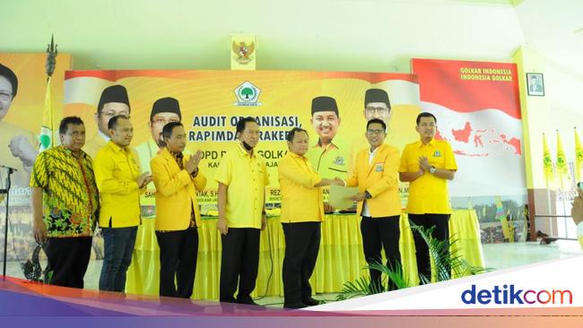 Golkar Lumajang Usulkan Airlangga Jadi Capres 2024-Sarmuji Cagub Jatim