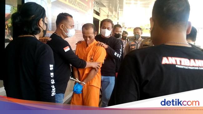 5 Fakta Sadis Pria di Batang Bunuh Nenek-Buang Mayatnya dengan Karung 5 Fakta Sadis Pria di Batang Bunuh Nenek-Buang Mayatnya dengan Karung