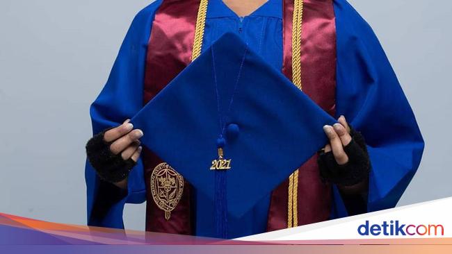 Kisah Alena Wicker, Mahasiswi Kedokteran Termuda Berusia 13 Tahun