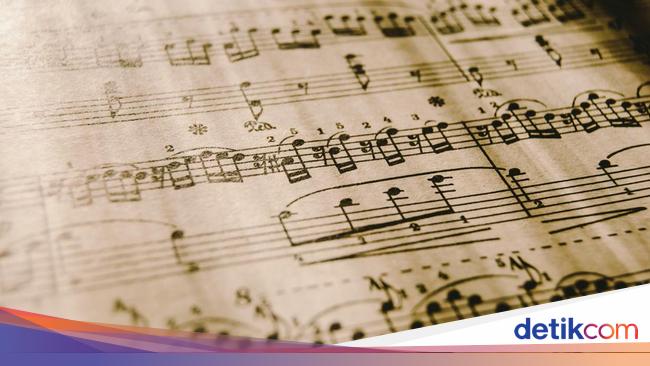 Lagu Mengheningkan Cipta: Sejarah, Pencipta, Lirik dan Makna Lagu Mengheningkan Cipta: Sejarah, Pencipta, Lirik dan Makna