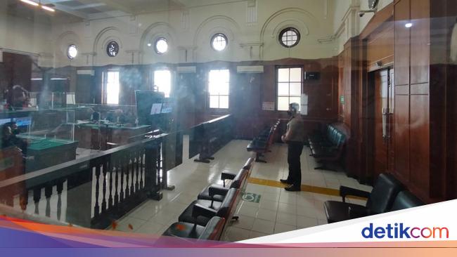 Saat Kuasa Hukum Sebut Mas Bechi Ingin Sidangnya Dipindah ke Jombang Saat Kuasa Hukum Sebut Mas Bechi Ingin Sidangnya Dipindah ke Jombang