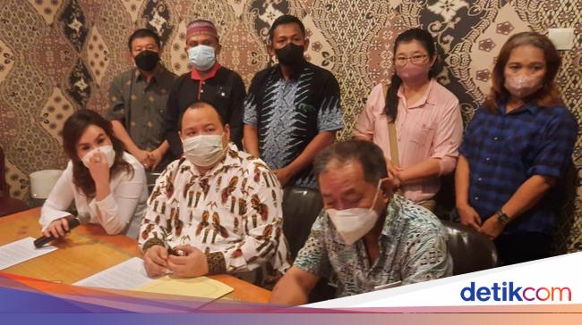 Pelapor Merasa Miris Lihat Roy Suryo Tertawa di Acara Klub Mercy