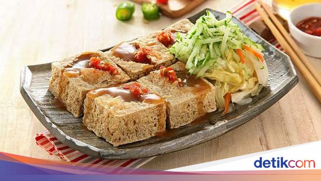 Jual Tahu Busuk yang Menyengat Aromanya, Penjual Ini Diprotes Warga