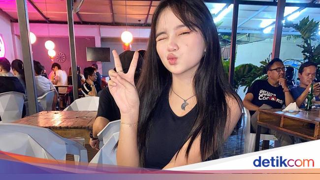 10 Pose Kulineran Kienzy Myelin, Selebgram yang 'Berseteru' dengan Hotman Paris