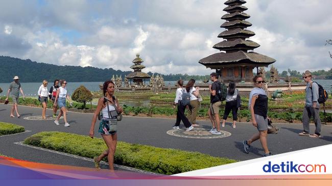 10 Wisata Dunia Alami 'Overtourism' Akibat Kebanyakan Turis, Ada Bali!