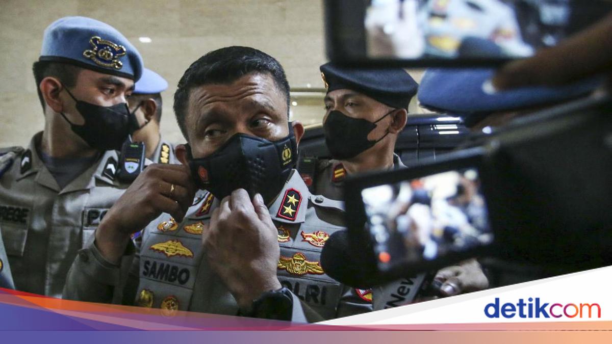 Perjalanan Karier Ferdy Sambo hingga Dipecat dari Polri