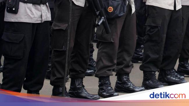 Apa Itu Irjen Pol? Penjelasan dan Urutan Pangkat Polisi