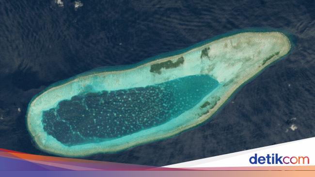 Potret Pulau Cantik Dilihat Pakai Satelit, Ada Indonesia Juga