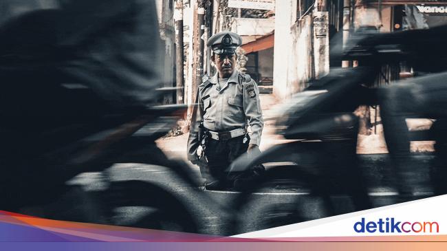 Sosok Ahmad Junaedi, Penyandang Difabel Pengatur Lalu Lintas Ciledug