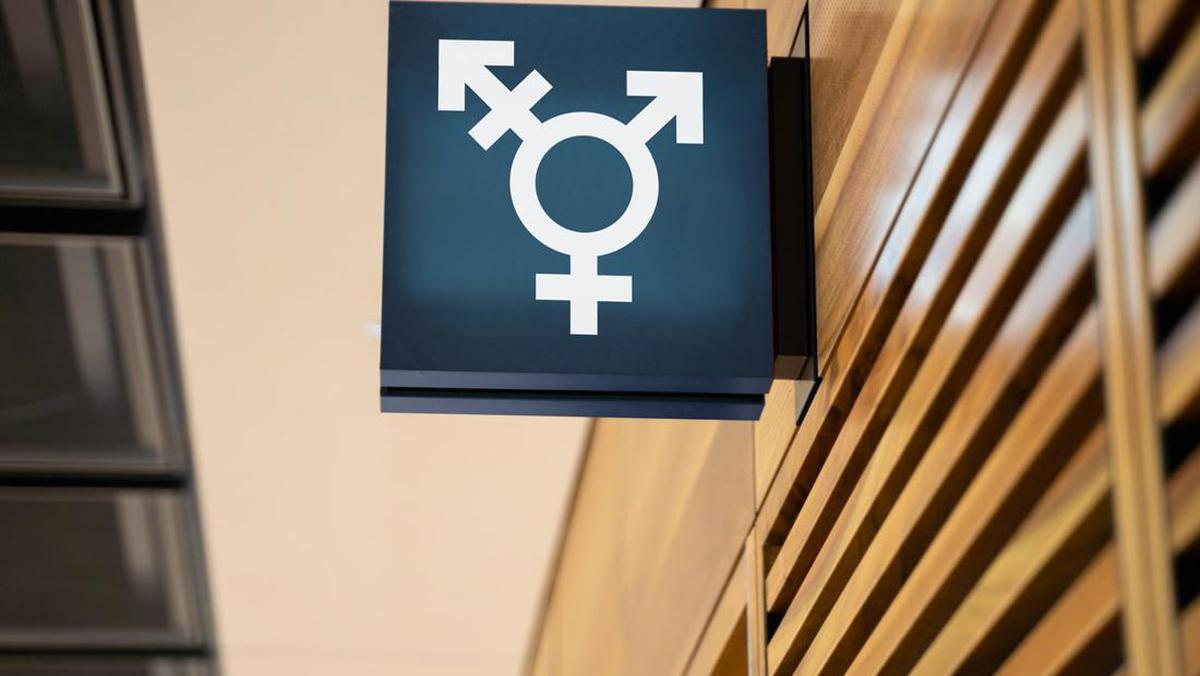 Mengenal Identitas Gender Biner dan Non-biner yang Viral di Medsos