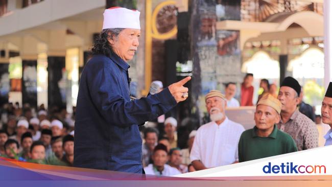 Kata Keluarga Soal Cak Nun yang Sedang Dirawat di ICU RS Sardjito