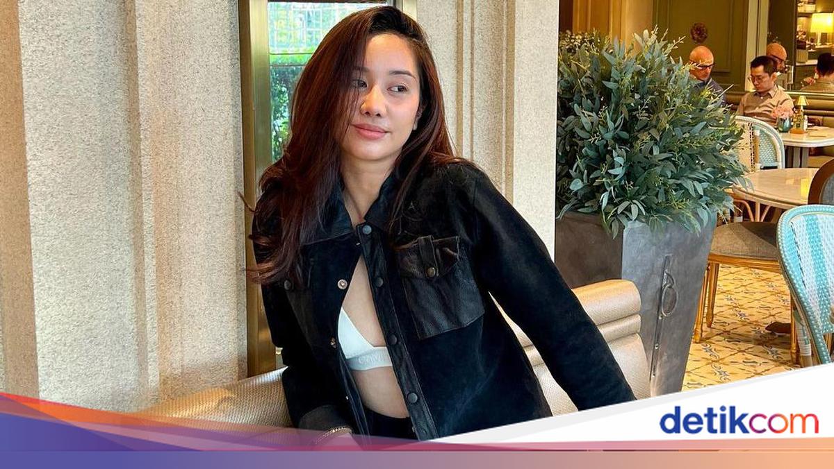 Kisah Cinta Sejenis Chika Kinsky dan Yumi Kwandy Berakhir