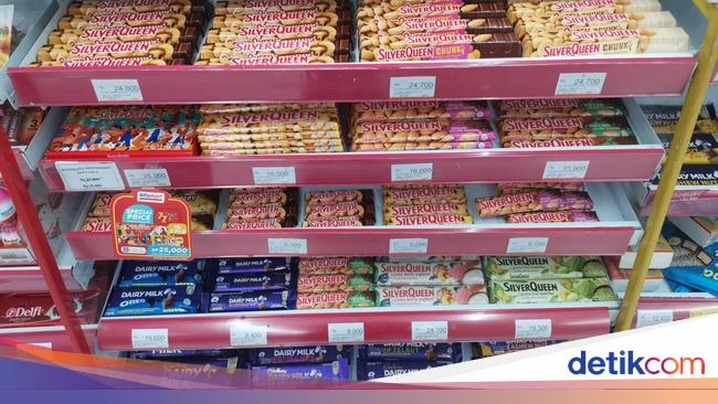 Viral Cokelat di Minimarket Diganti Jadi Kertas, Alfamart Buka Suara