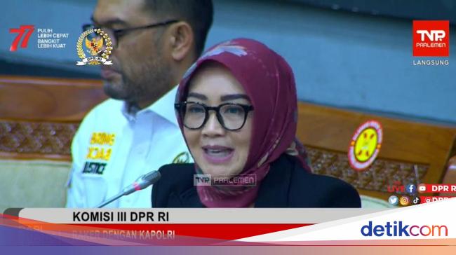 Anggota DPR Apresiasi Kapolri dalam Pemberantasan Judi Online 303