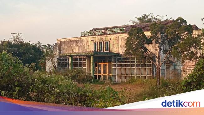 Heboh Video Pasangan Kepergok Mesum di Pabrik Angker Cirebon