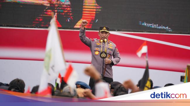 Kirab Merah Putih, Kapolri: Jaga Semangat Persatuan Menuju Indonesia Emas 2045