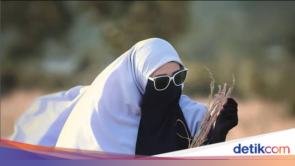 Klarifikasi Youtuber Bercadar Viral Buat Konten Minta Wanita Menutup Aurat