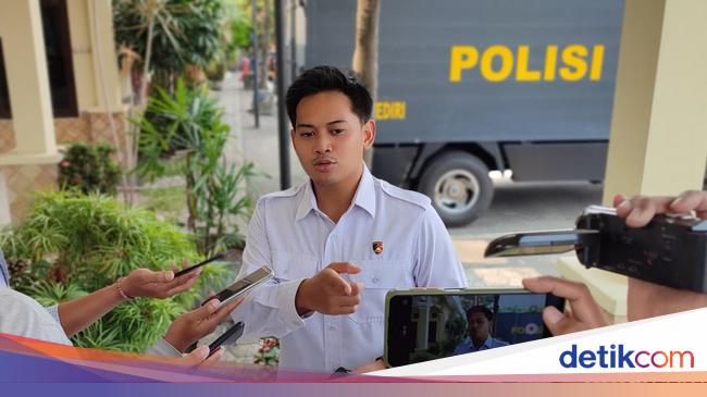 Ada Luka Sayat di Tangan Ibu Balita yang Tewas dengan Palu Berlumur Darah Ada Luka Sayat di Tangan Ibu Balita yang Tewas dengan Palu Berlumur Darah