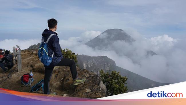 Pengumuman! Jalur Pendakian Gunung Gede Pangrango Tutup Mulai 31 Desember