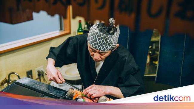 Gegara Jatuhkan Pisau, Chef Ini Bikin Penumpang Kereta Kocar-kacir