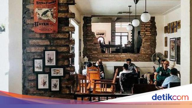10 Kafe dan Restoran Berdesain Antik di Jakarta Ini Bikin Nostalgia!
