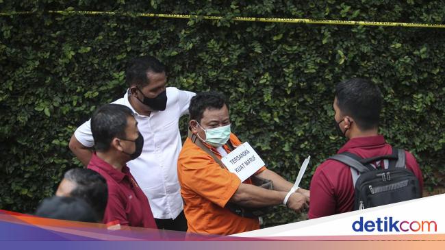 Terungkap! Ini Alasan Kuat-Bripka Ricky Tak Ikut Tes PCR di Rumah Sambo Terungkap! Ini Alasan Kuat-Bripka Ricky Tak Ikut Tes PCR di Rumah Sambo