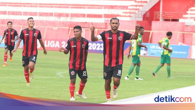 Putra Delta Sidoarjo Bantai PSBS Biak 3-0 Putra Delta Sidoarjo Bantai PSBS Biak 3-0