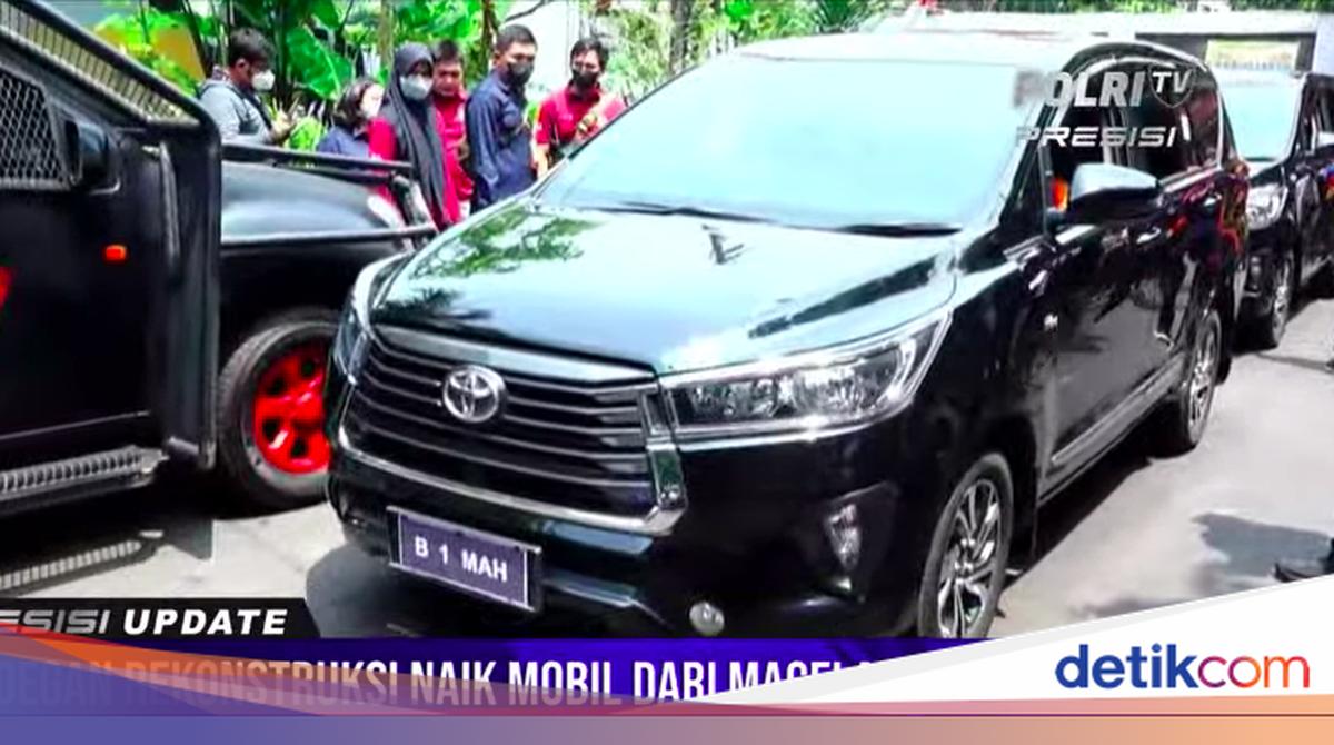Ini Mobil yang Dipakai Rekonstruksi Kasus Pembunuhan Brigadir Yosua