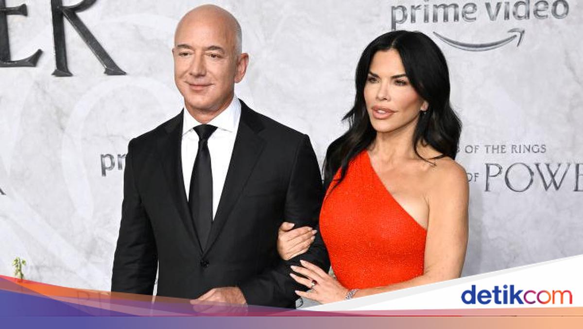 7 Potret Mesra Jeff Bezos dan Pacar di Karpet Merah Serial Lord of the ...