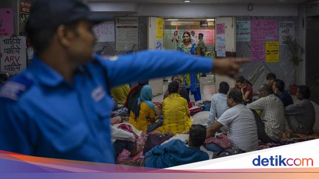 42 Hari Pasien HIV di India Beraksi, Enggan Bubar Sampai Dapat Obat
