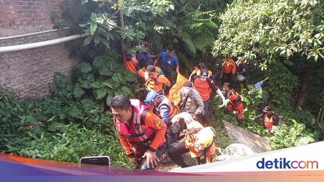 Pria yang Hilang Tenggelam di Sungai Tasik Ditemukan Tewas Pria yang Hilang Tenggelam di Sungai Tasik Ditemukan Tewas