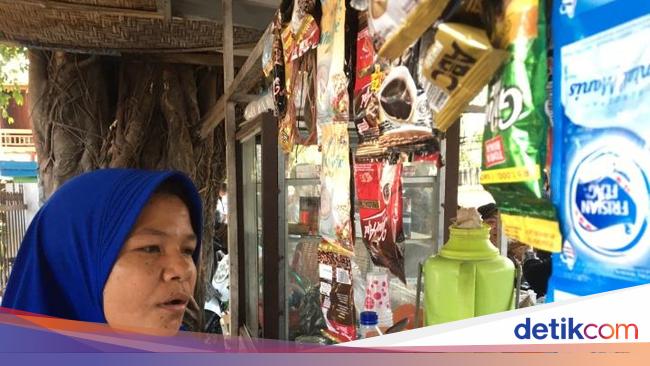 Demo Mahasiswa NTB Ricuh, Lapak Dagangan Nur Laris Manis "Diserbu"