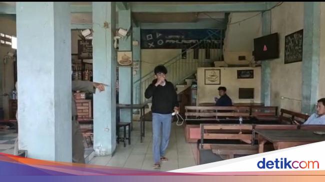 Puluhan Pelajar Lamongan Bolos Sekolah Terciduk saat Ngopi-Main PS