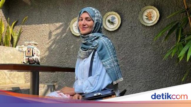 Eksekusi Rumah Wanda Hamidah di Menteng Diwarnai Kericuhan