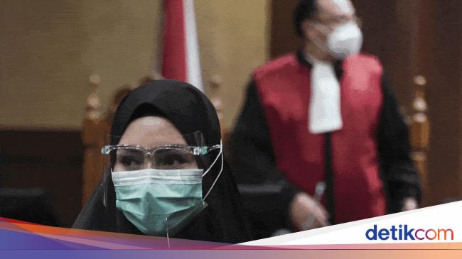 10 Tokoh Koruptor yang Bebas Bersyarat, Pinangki-Suryadharma Ali