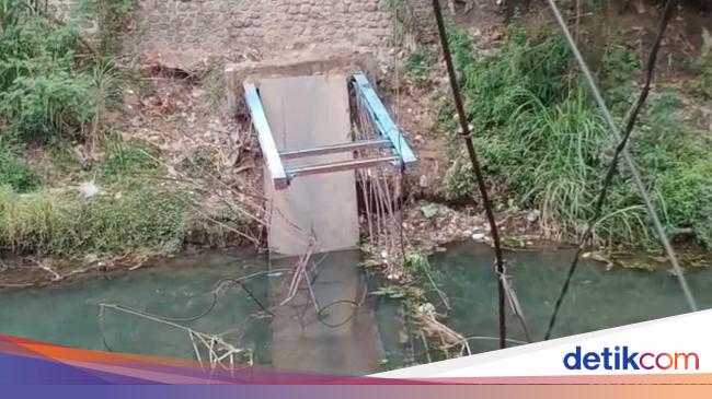Video: 40 Pelajar Probolinggo Jatuh ke Sungai gegara Jembatan Gantung Putus