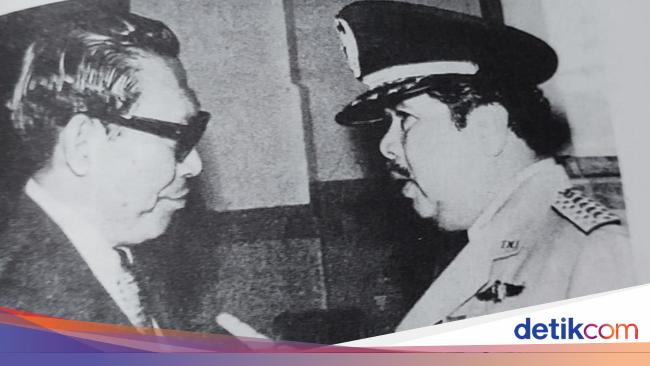 Malari 1974, Puncak Perseteruan Jenderal Soemitro dengan Ali Moertopo
