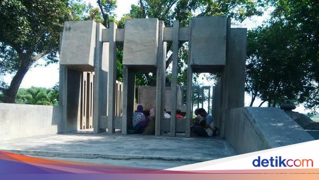 Mengunjungi Petilasan di Kediri Tempat Prabu Jayabaya Moksa