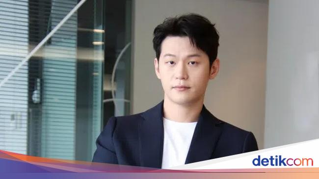 Aktor Lee Hak Joo The World of the Married Umumkan Pernikahan