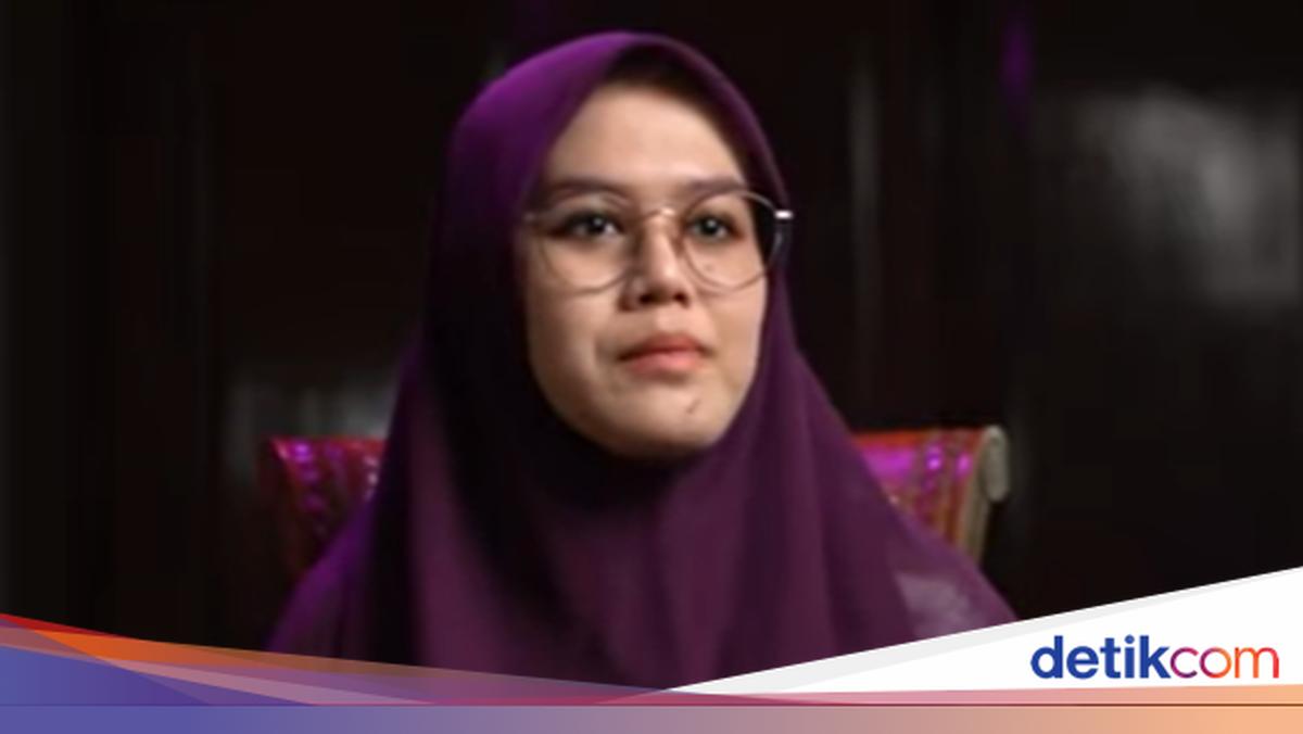 Profil Ning Imaz, Anak Pengasuh Ponpes Lirboyo Kediri