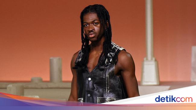 Ngaku LGBT, Rapper Lil Nas X Diancam Bom Saat Premier Dokumenternya