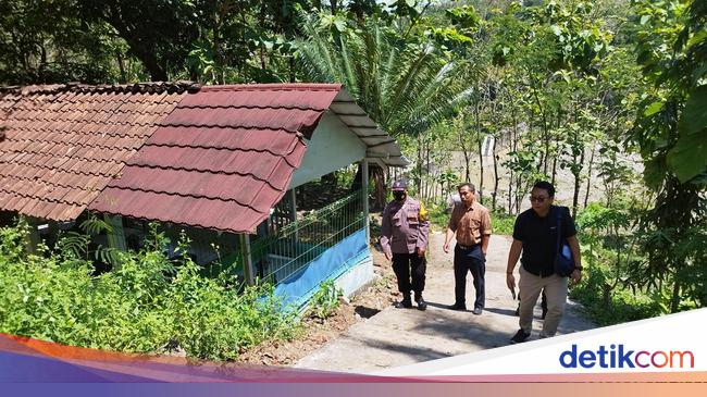 Misteri Truk Nyasar ke Kuburan Usai Antar Wanita di Pringapus Semarang Misteri Truk Nyasar ke Kuburan Usai Antar Wanita di Pringapus Semarang
