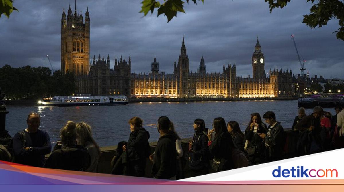 Panjangnya Antrean Melayat Ratu Elizabeth, Waktu Mengantre Bisa 14 Jam!