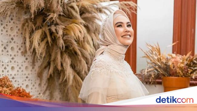 Klarifikasi Kartika Putri Minta Capres Ngaji, Netizen Riuh di Medsos