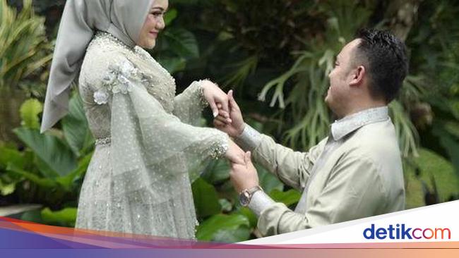 8 Foto Pasangan Yang Viral Dulu Kakak Dan Adik Ipar Kini Akan Menikah