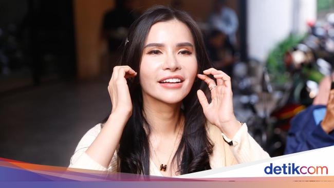 Maria Vania yang Lebih Happy Usai Kurusan